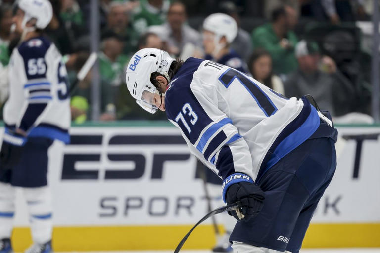 ANALYSIS: Jets in trouble, but second-round series isn’t over yet