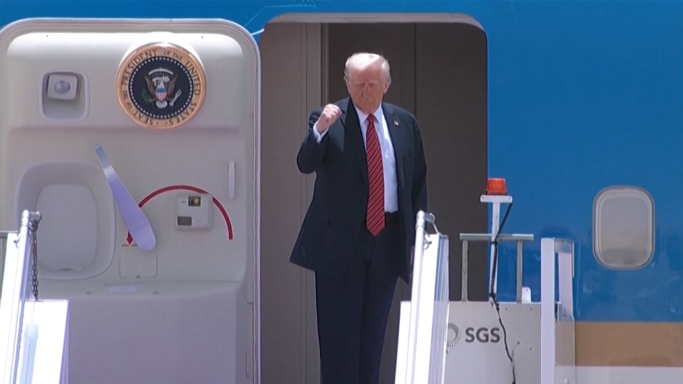 ‘Why wouldn’t I accept a gift?’ Trump addresses his plan to accept ...