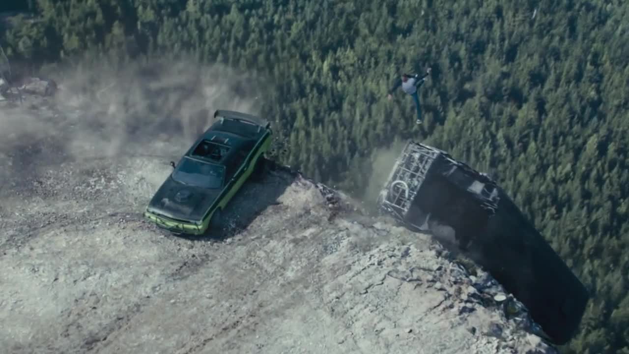 Disturbing Details Discovered In Paul Walker's Autopsy Report