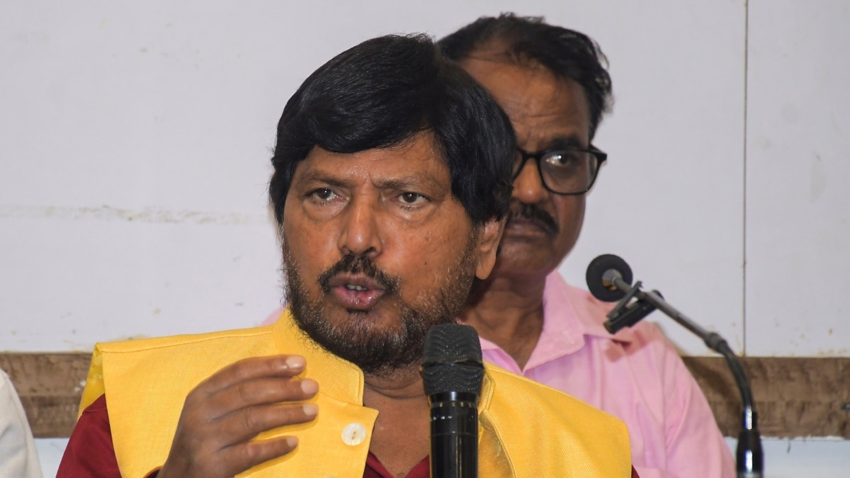 Trump Volunteered To Mediate India-Pakistan Issue, But We Denied ...