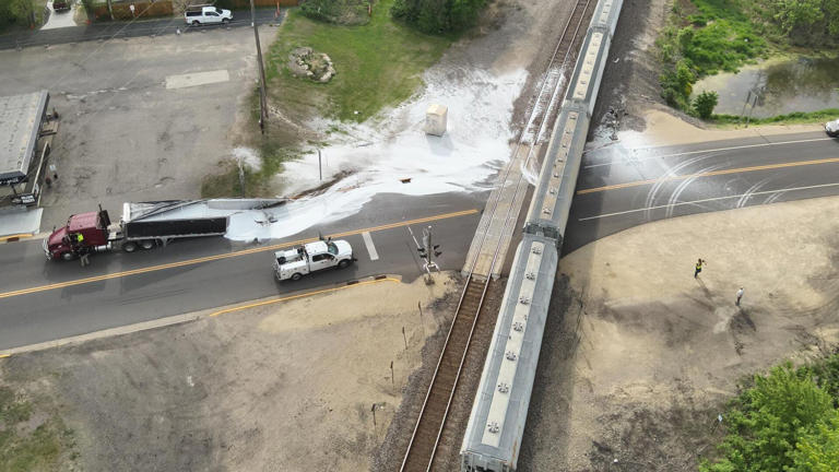 Road now open after Semi vs. train crash in Buffalo County prompts closure