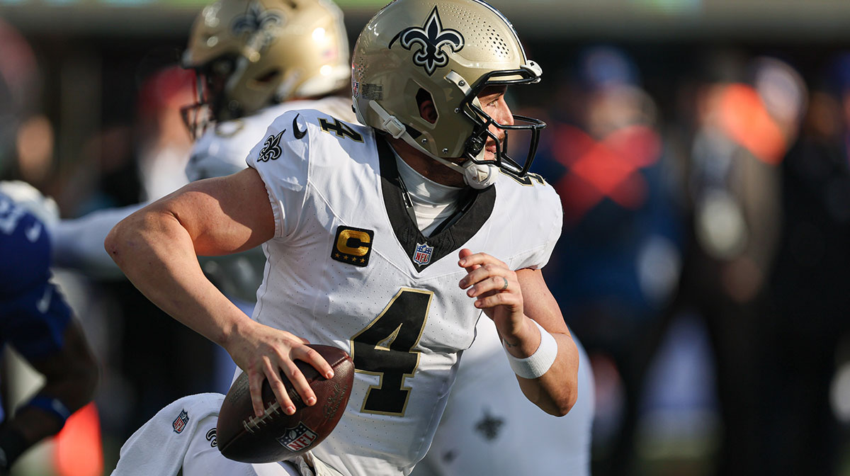 Derek Carr’s brother shares eye-opening take on QB’s retirement