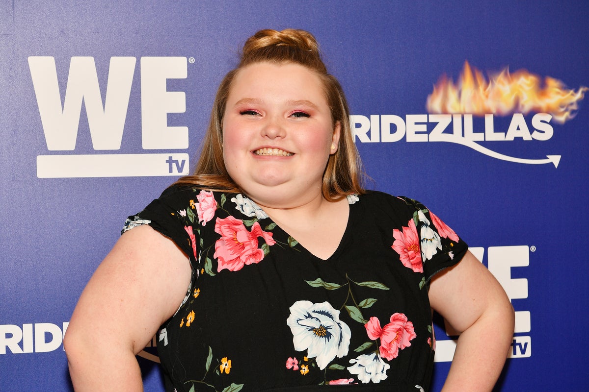 Alana ‘Honey Boo Boo’ Thompson accuses Mama June of stealing money and ...