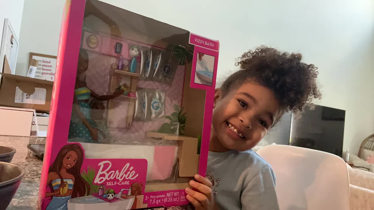 Unboxing and playing with the Barbie Self Care