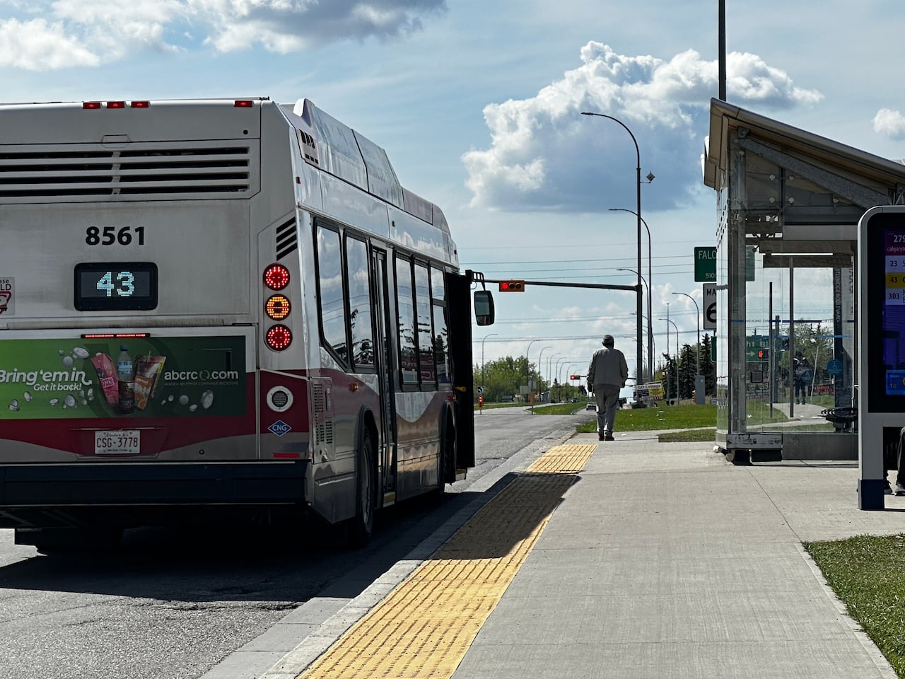 2 arrested after Calgary bus driver assaulted, police say