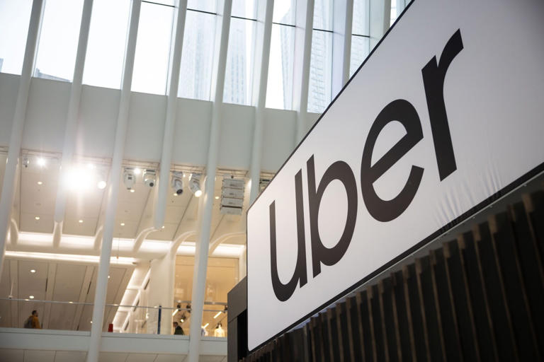 Uber, Prosus-Backed iFood Partner in Competitive Brazil Market