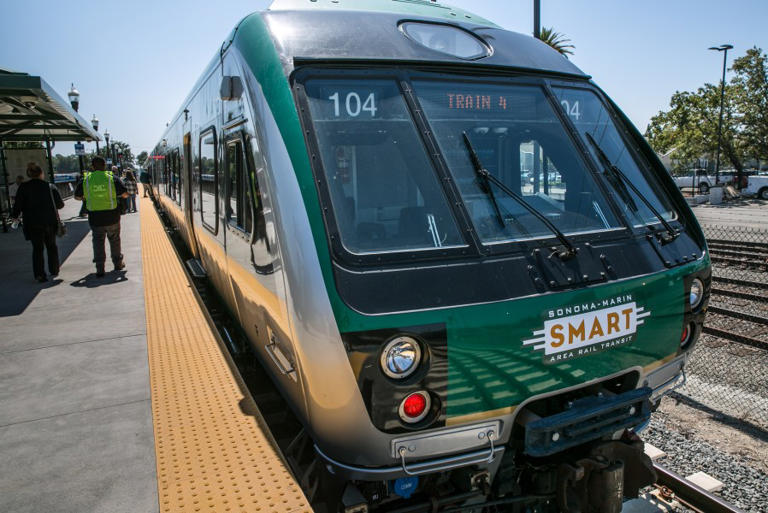 Man on bicycle fatally struck by SMART train in Santa Rosa