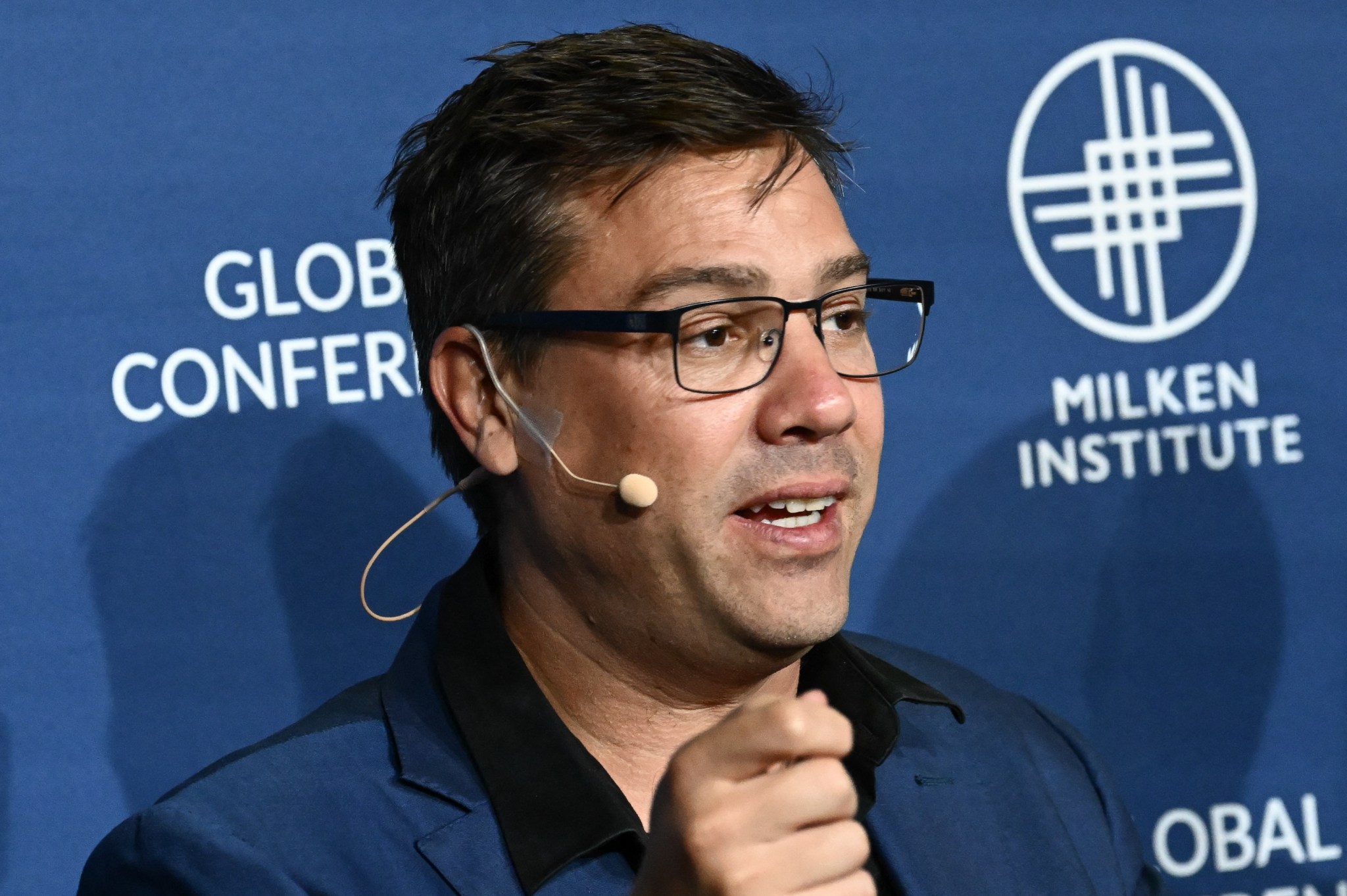 eToro rises nearly 29% on first trading day in upbeat sign for IPO market