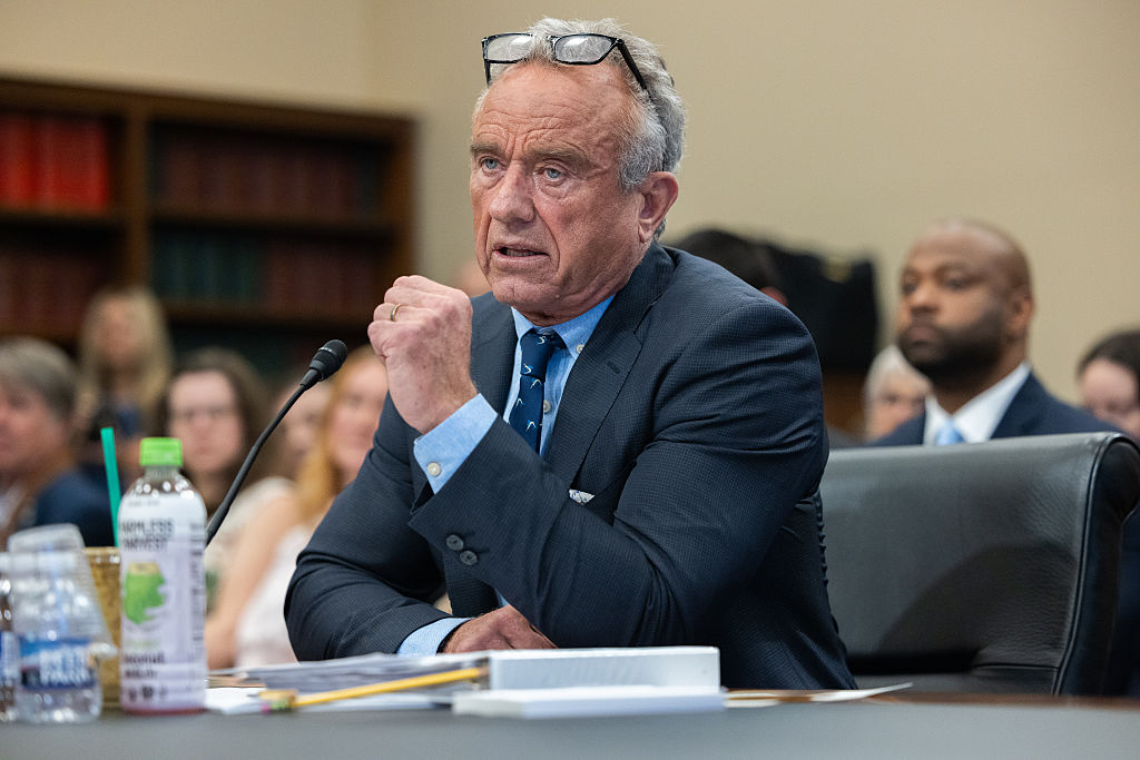 RFK Jr Says People Should Not Take Medical Advice From Him