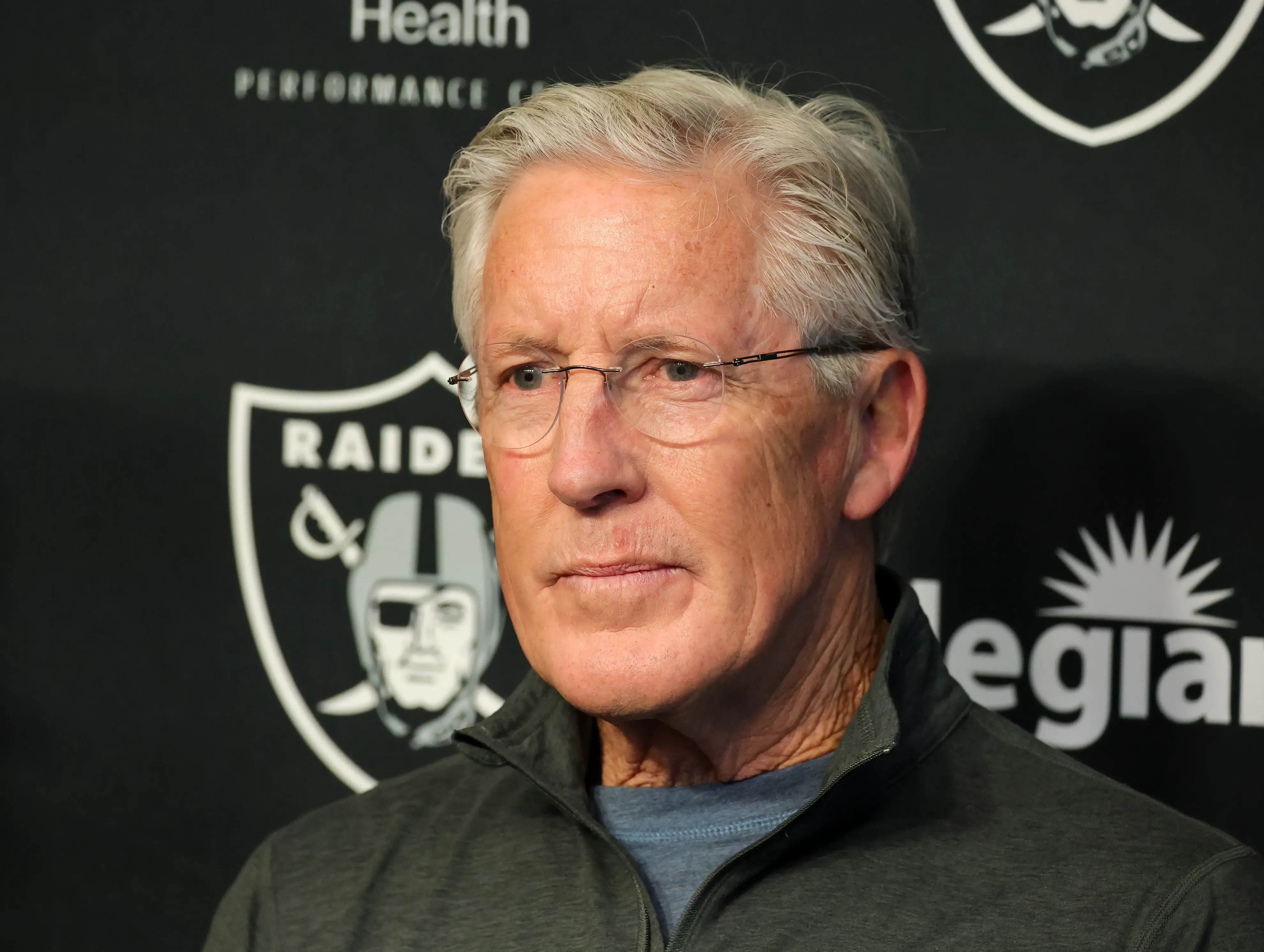 Raiders UDFA Pass-Rushing Specialist Named ‘Rookie to Watch’ Entering 2025