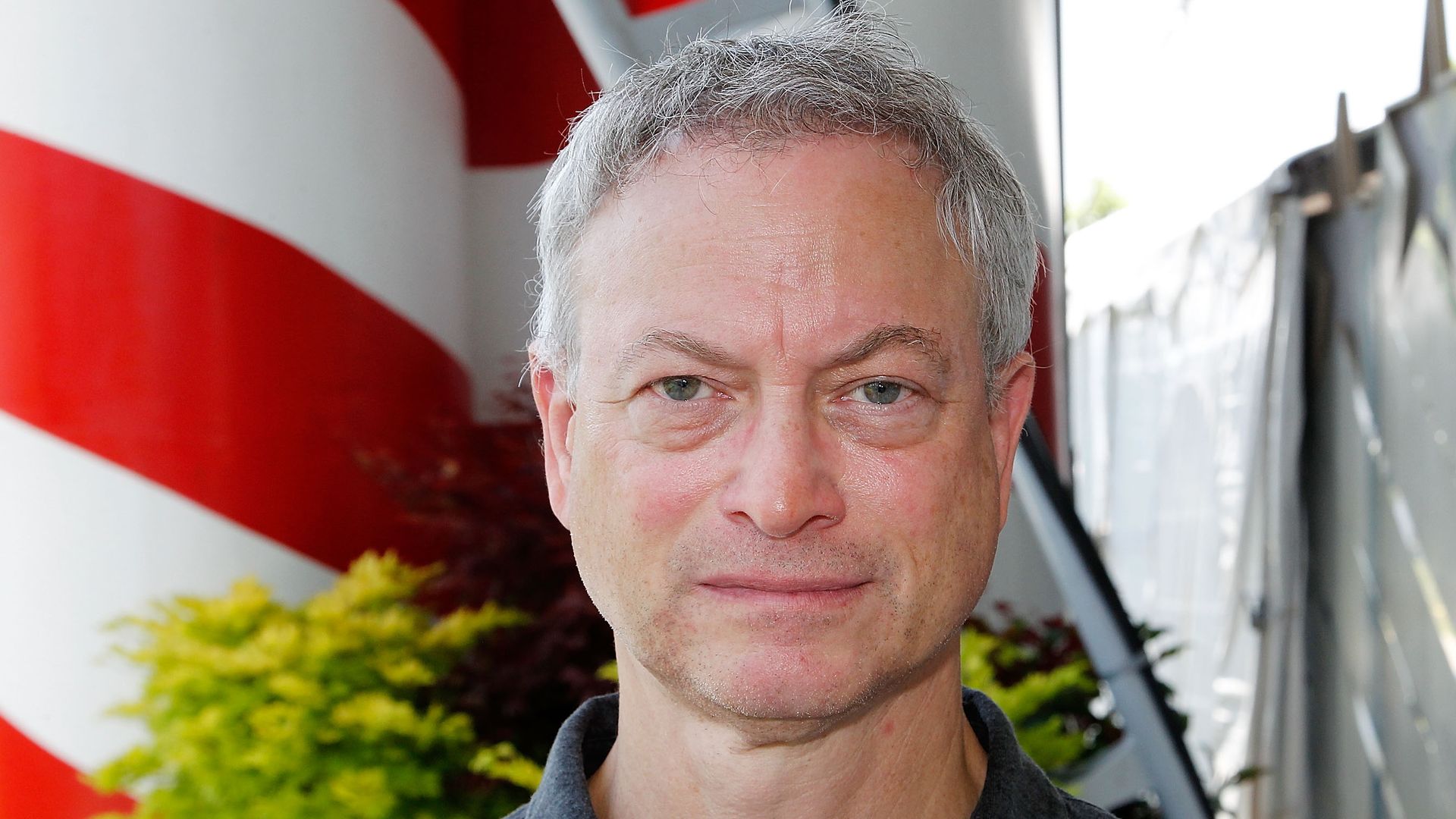 Meet Gary Sinise's 3 kids and 5 grandkids — plus the tragic death that ...