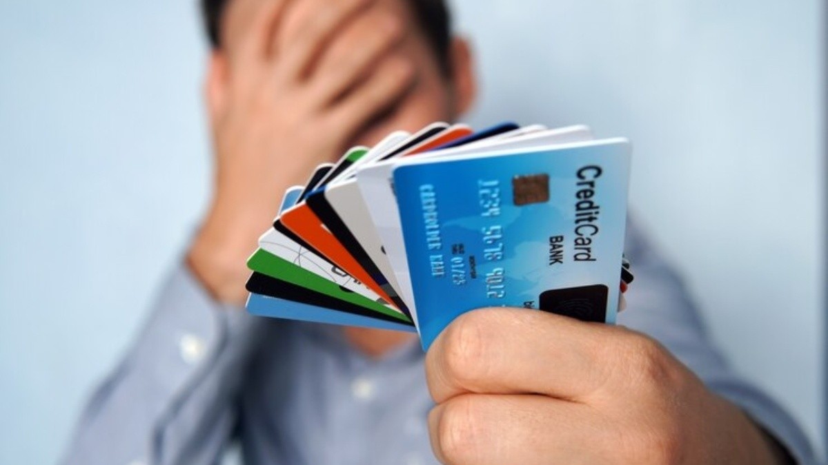 Hidden costs of credit card surcharges for filling up the tank