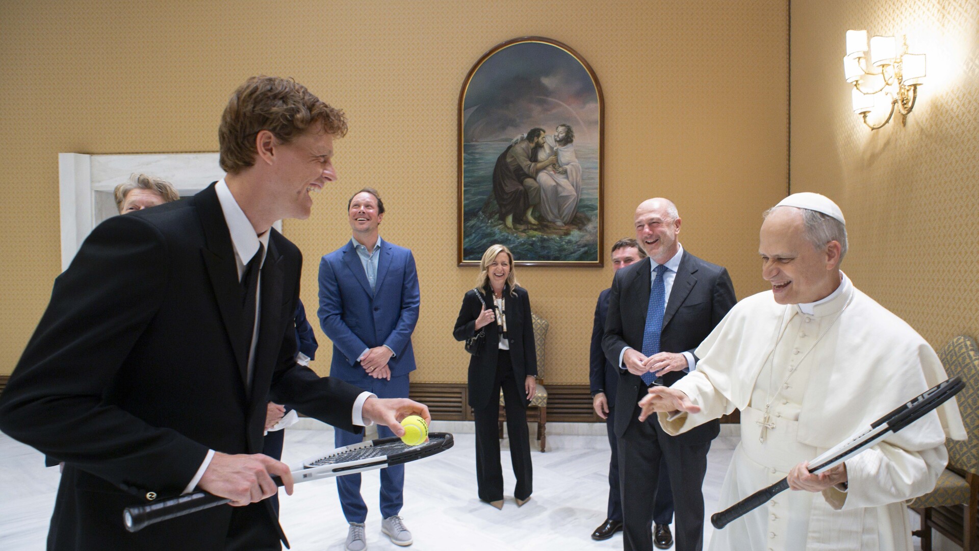 Jannik Sinner gives tennis fan Pope Leo XIV racket on Italian Open off-day
