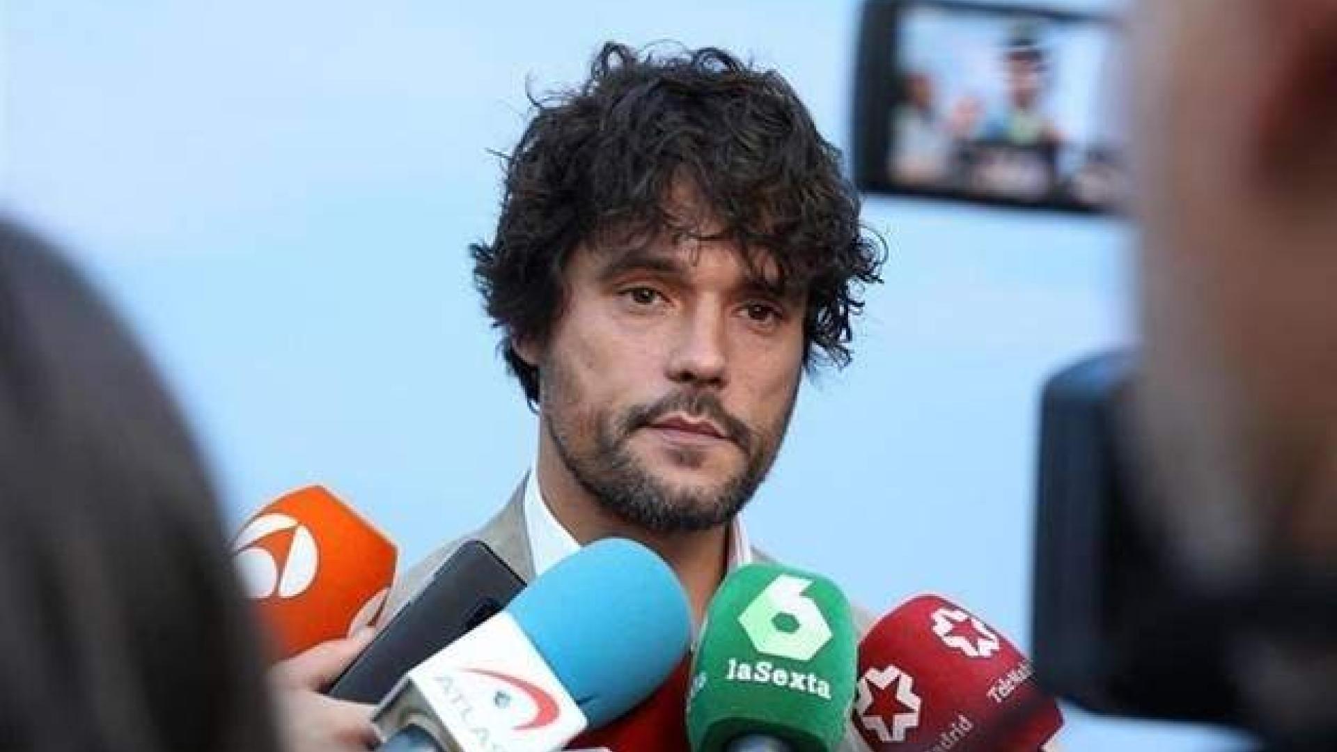 El torero Miguel Abellán, enamorado de una novillera 24 años más joven ...