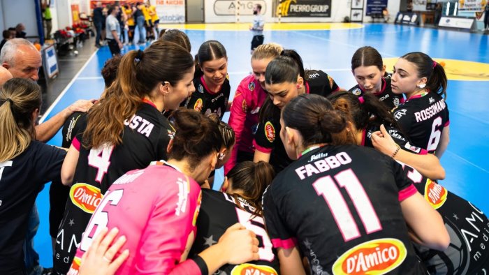 Pallamano A1. Jomi Salerno, Vincent carica: "Pronti a dare tutto"