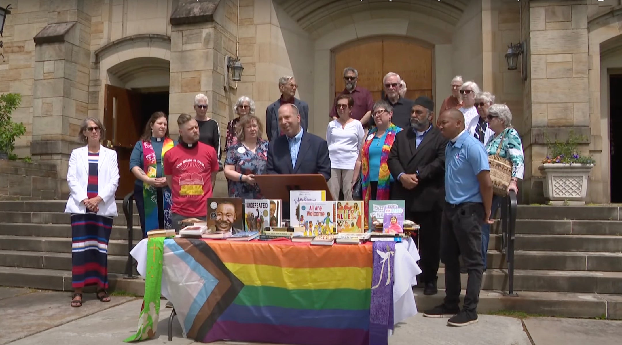 Man burns library books on Jewish history, including Anne Frank’s diary ...