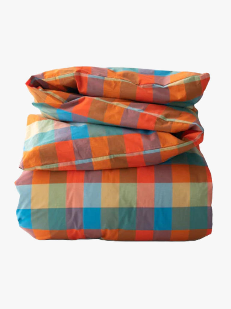 Break Out of a Bedroom Rut With the Best Colorful Bedding