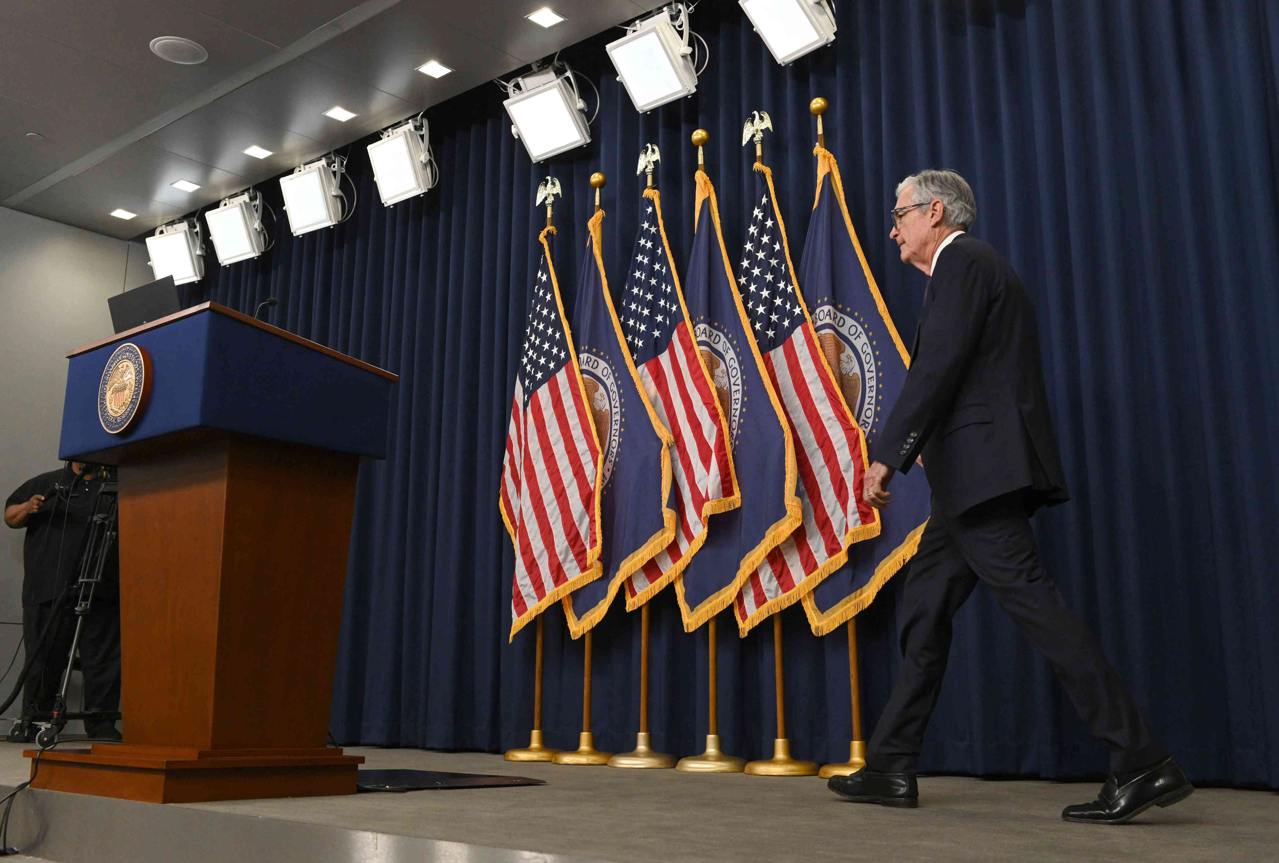 Does the Trade Truce Between the US and China Change the Fed's Strategy?