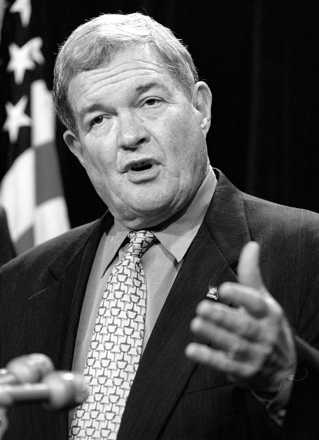 Christopher ‘Kit’ Bond, Missouri governor and senator, dies at 86