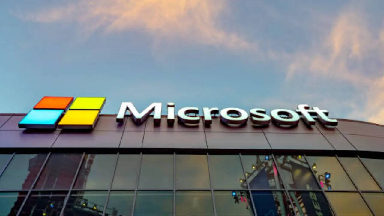 Employee Laid Off After '7 Years' At Microsoft In Last-Minute Meeting ...