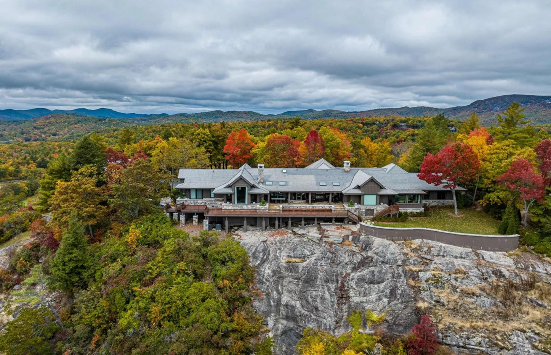12 mountain homes with magnificent views