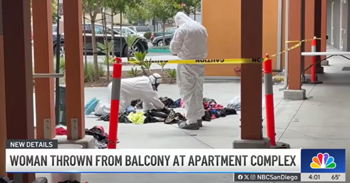 'Heaves her over the balcony': Boyfriend threw girlfriend 'head first ...