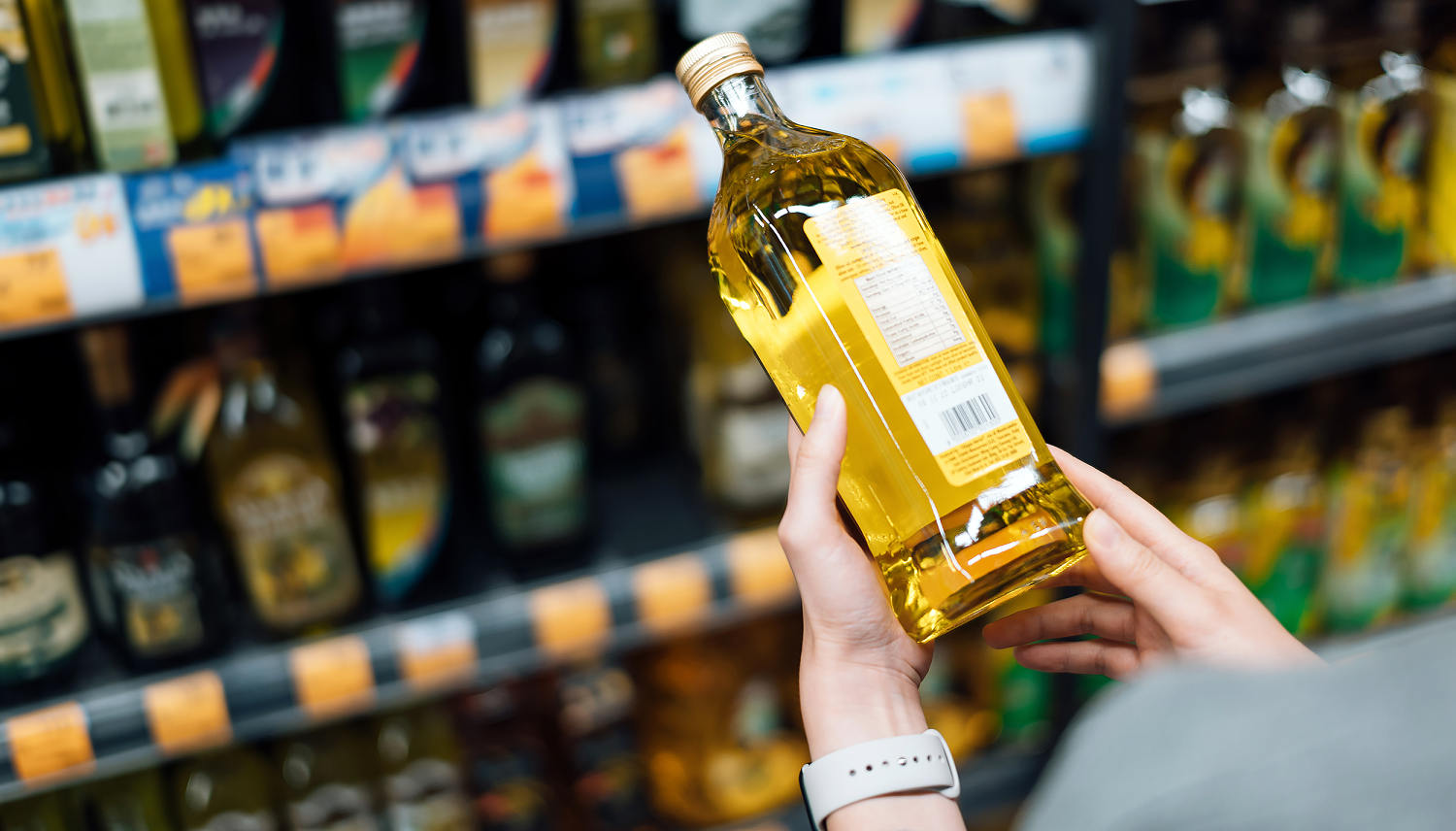 What is the lowest-calorie cooking oil? Dietitians share the healthiest ...