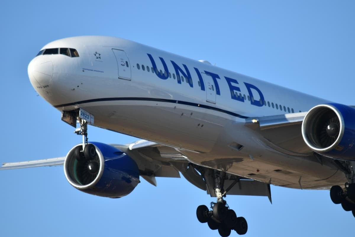 ‘United Airlines, Thank You For My Seat Assignment!’ Passenger Doesn’t ...