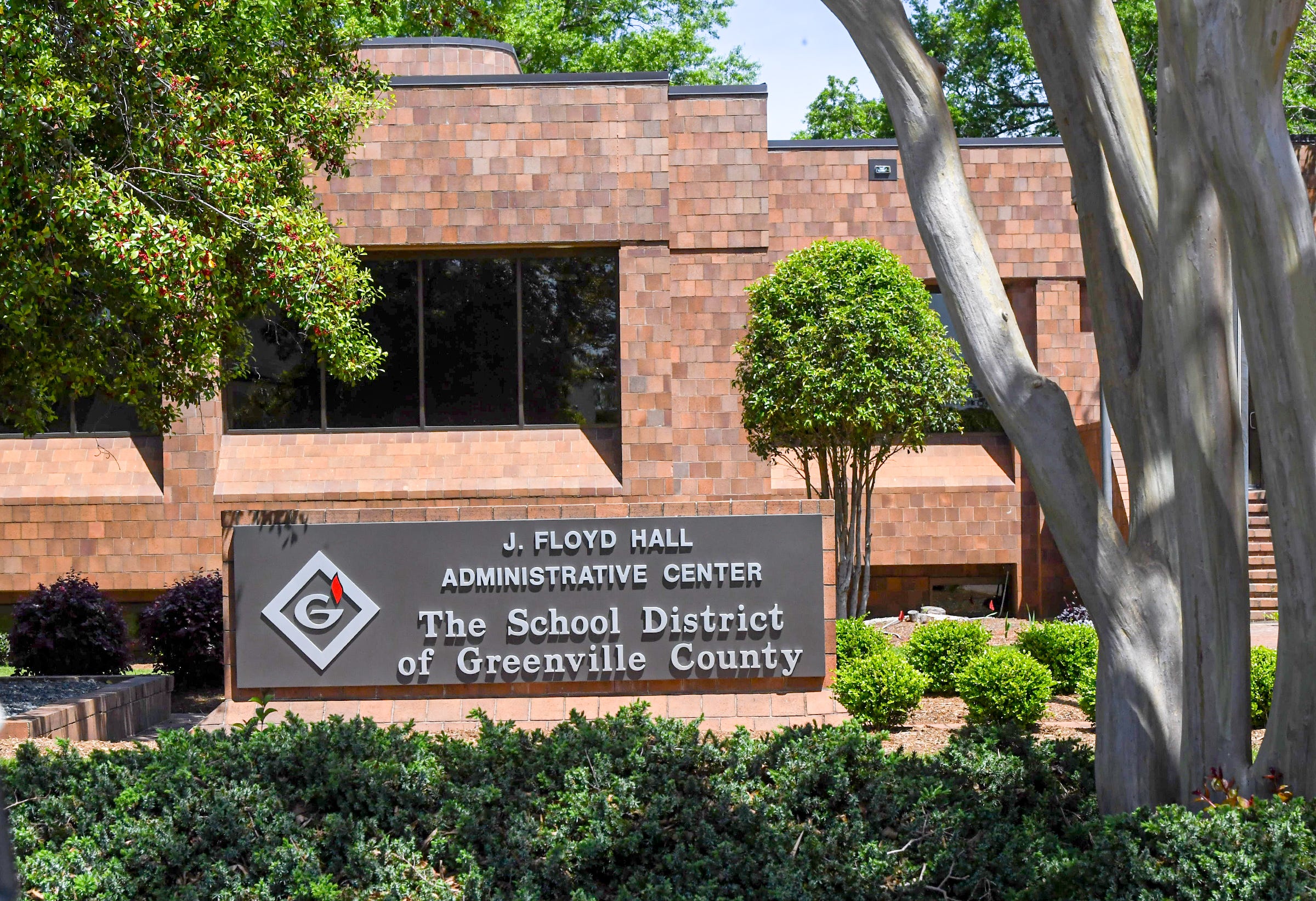 Greenville County School District prioritizes teacher raises with $16.6 ...