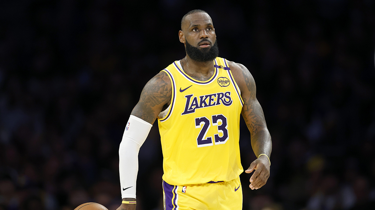 LeBron James Predicted to Make Major Lakers Move