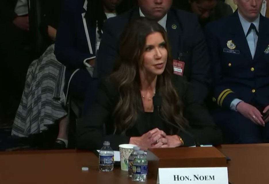 Kristi Noem Pressed on Deporting U.S.-Born Child With Stage 4 Cancer ...