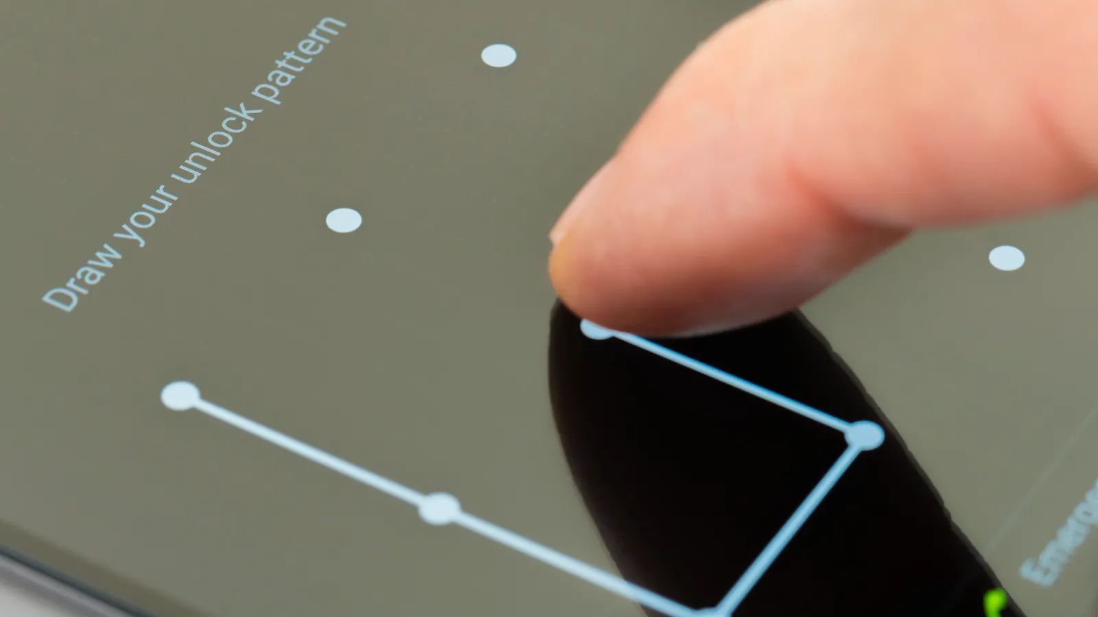 Unlock the hidden powers of your Android lock screen