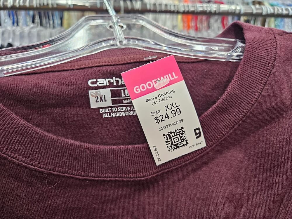 Frustrated shopper calls out thrift store after spotting items with ...