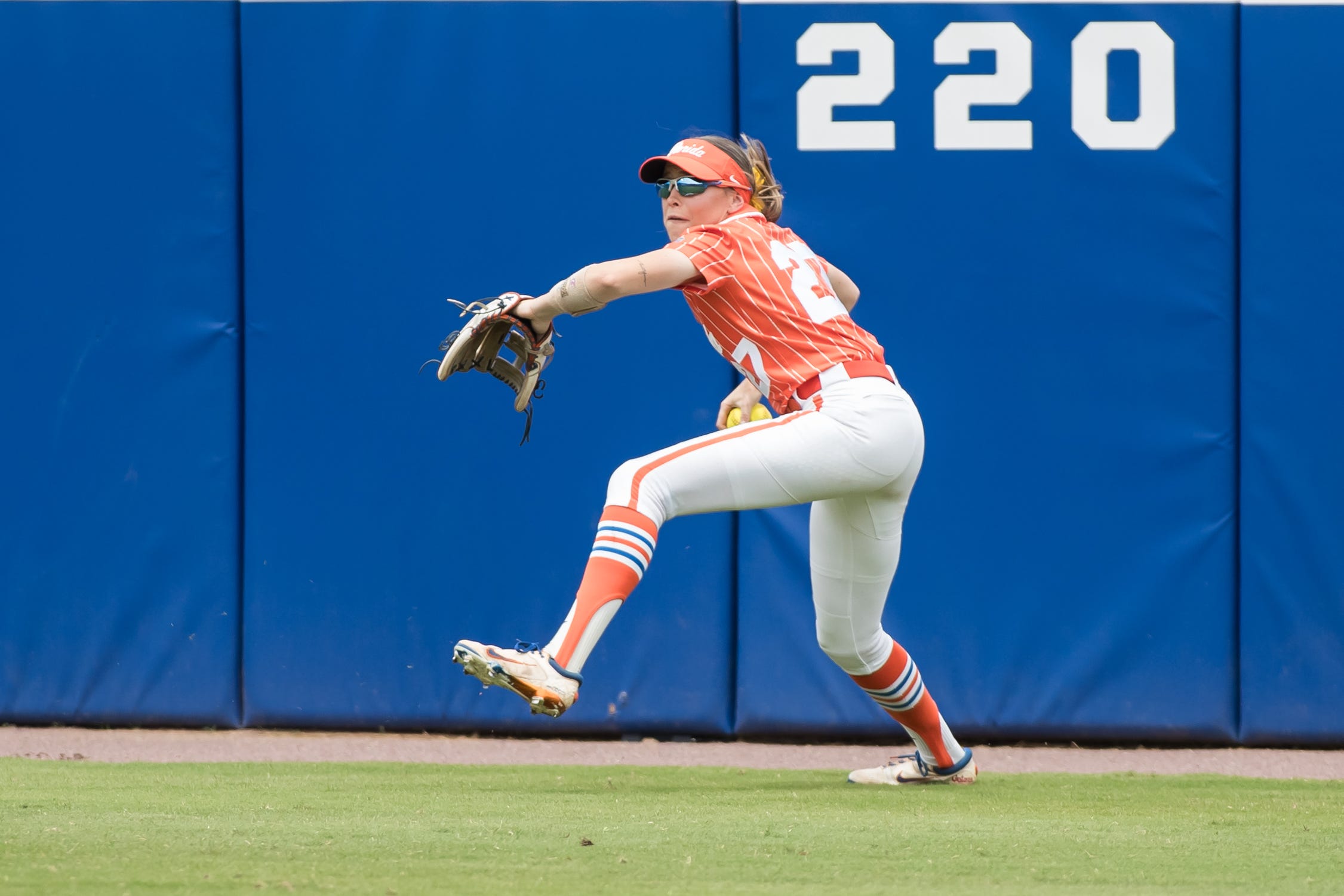 Florida softball's star outfielder named Collegiate Player of the Year ...