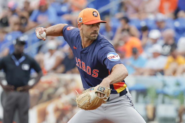 Astros designate struggling pitcher for assignment