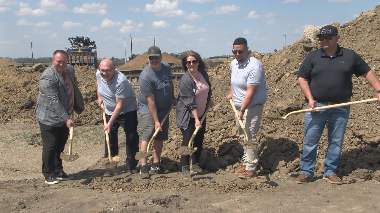 R&L Construction breaks ground on facility in Hartford