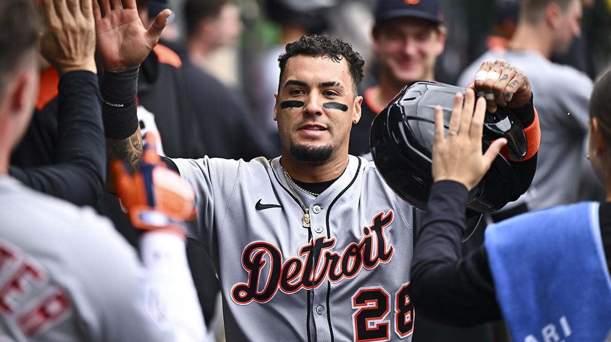 Tigers’ AJ Hinch gives ‘day-by-day’ Javier Baez update amid dreadful slump