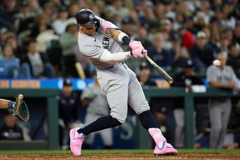 Aaron Judge's 15th homer this season lifts Yanks past Mariners