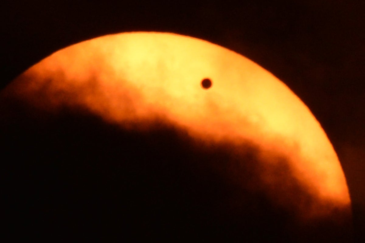 Something is moving under the surface of Venus