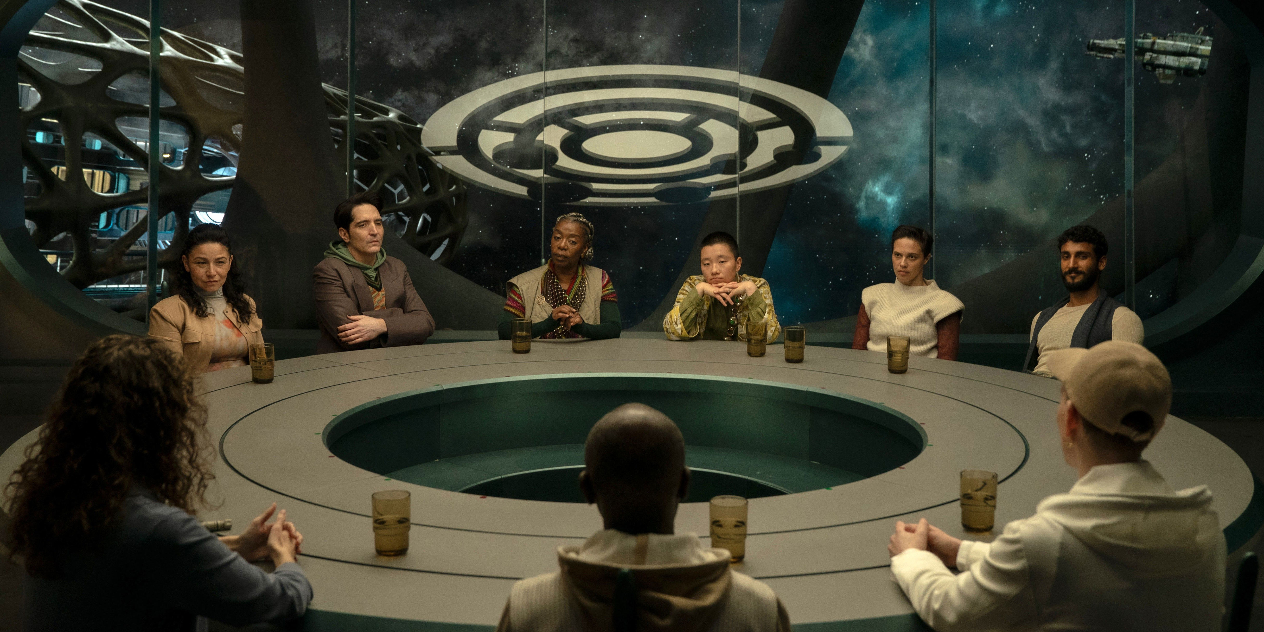 'Such a Beautiful Series': Murderbot Stars Tease Fun of Apple TV+ Show