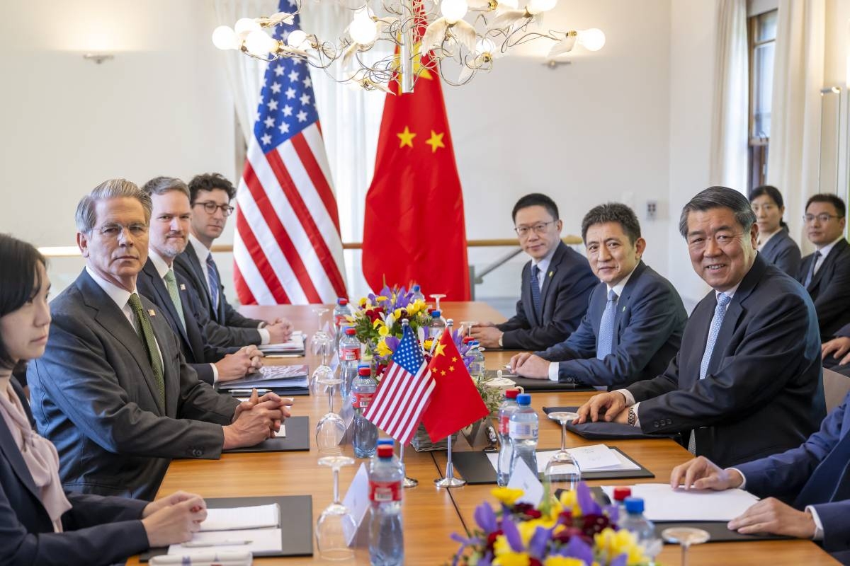 China, US slash sweeping tariffs in trade war climbdown