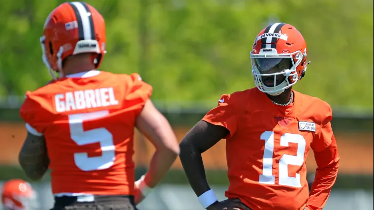 Marcus Spears blasts Browns for handling of QB competition involving ...