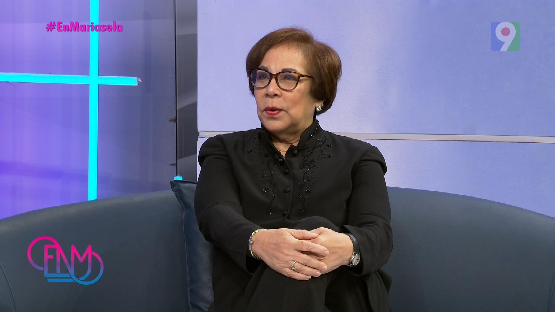 Milly Reinoso nos presenta su nuevo libro “Amigas” | ENM