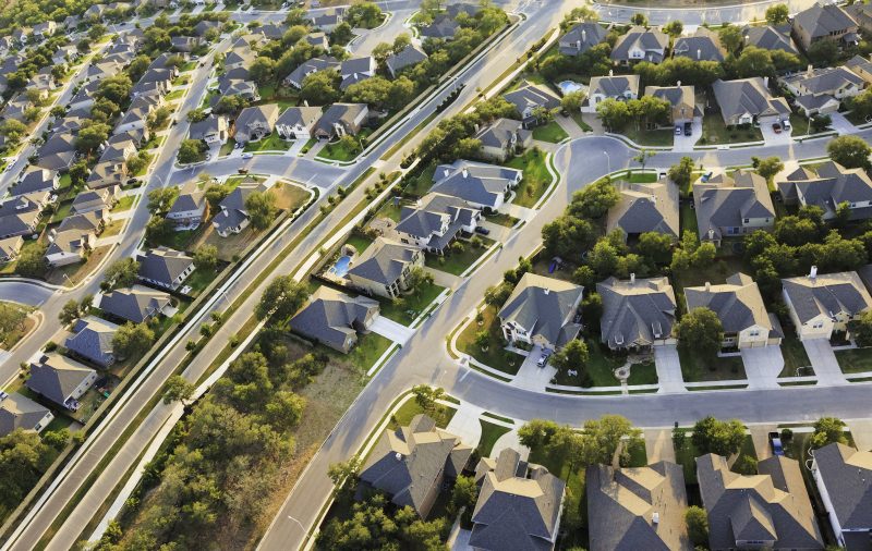 Americans purchasing more older homes than ever before