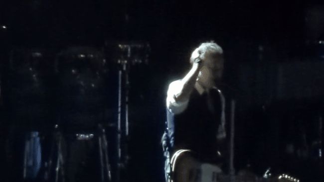 Bruce Springsteen Calls Out 'Incompetent' Trump Administration During ...