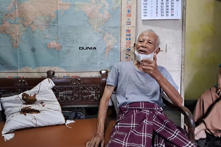 Namanya Ikut Terseret, Kasmudjo Dosen Pembimbing Jokowi di UGM Mengaku ...