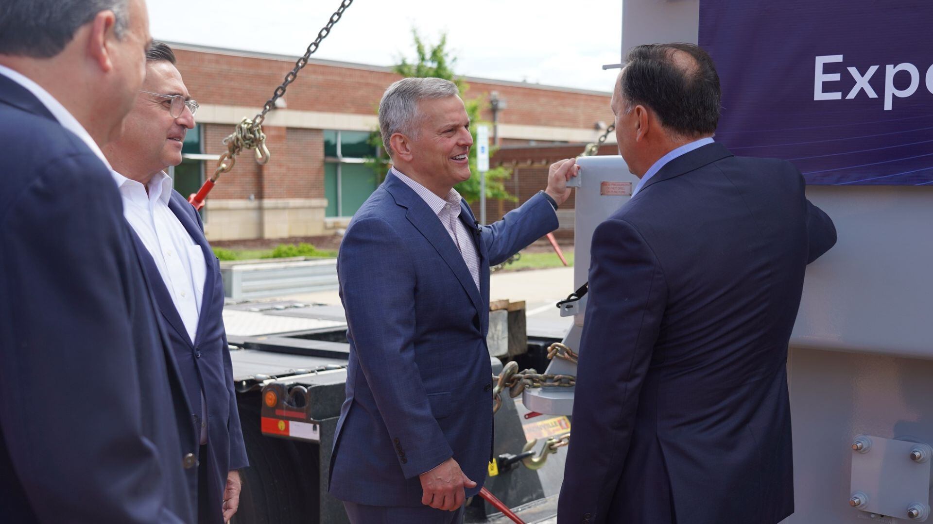 Governor Stein announces additional 330 new jobs coming to Wayne County