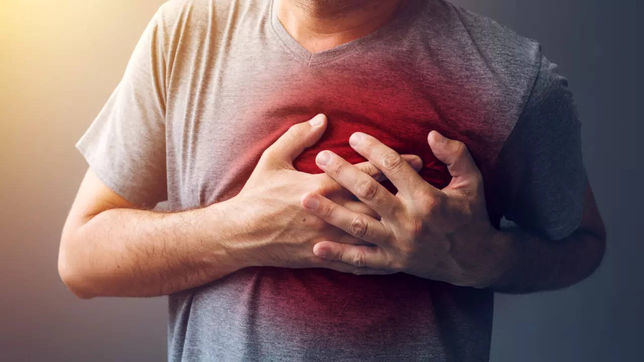7 common symptoms of a weak heart that appear months before a heart attack
