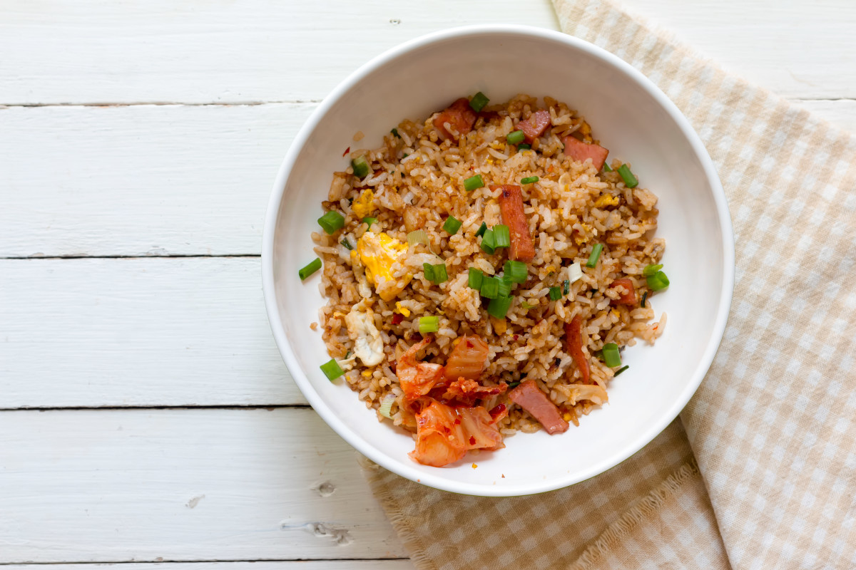 The Clever Fried Rice Trick Fans Call ‘Absolutely Genius’