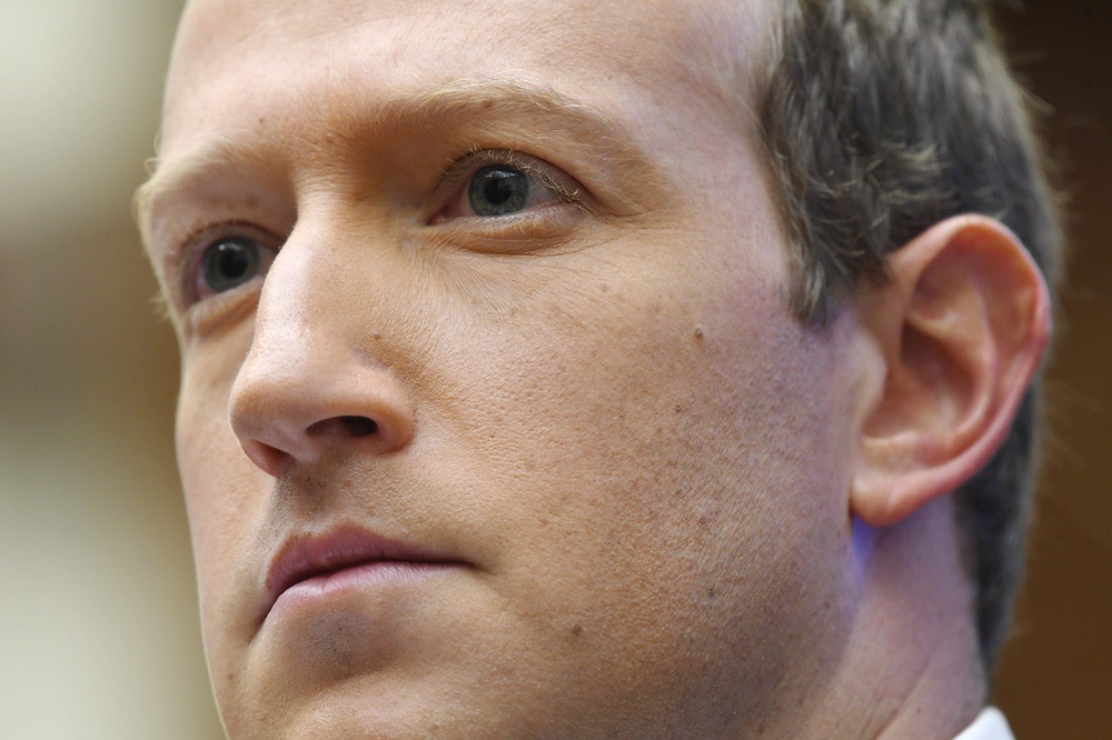 Ex-Facebook Director Testifies on Censorship for China